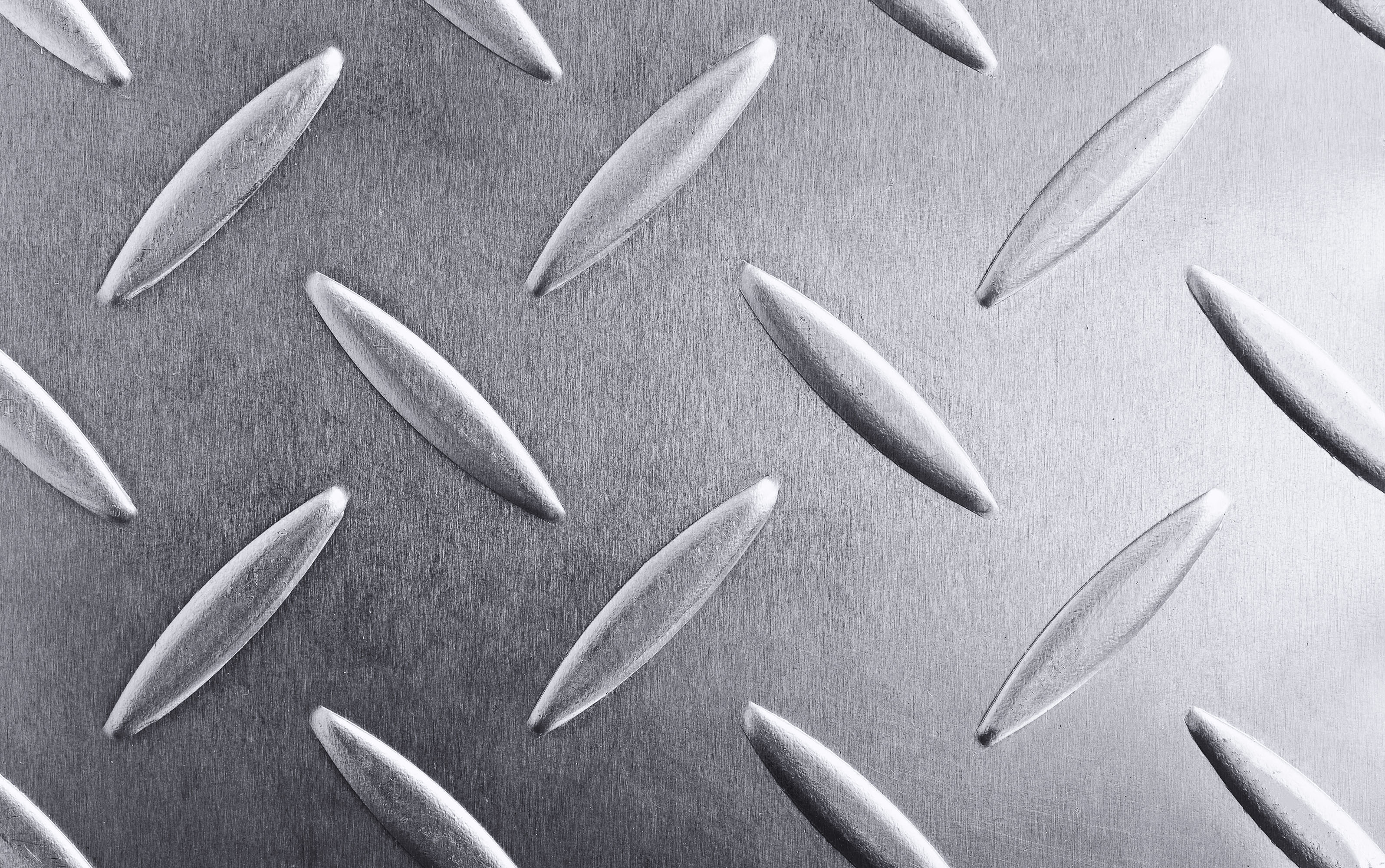 Križni prelom pločevine (Cross Break)