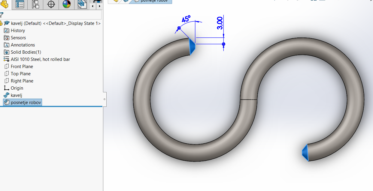 Krivuljni izvlek (Swept Boss/Base)