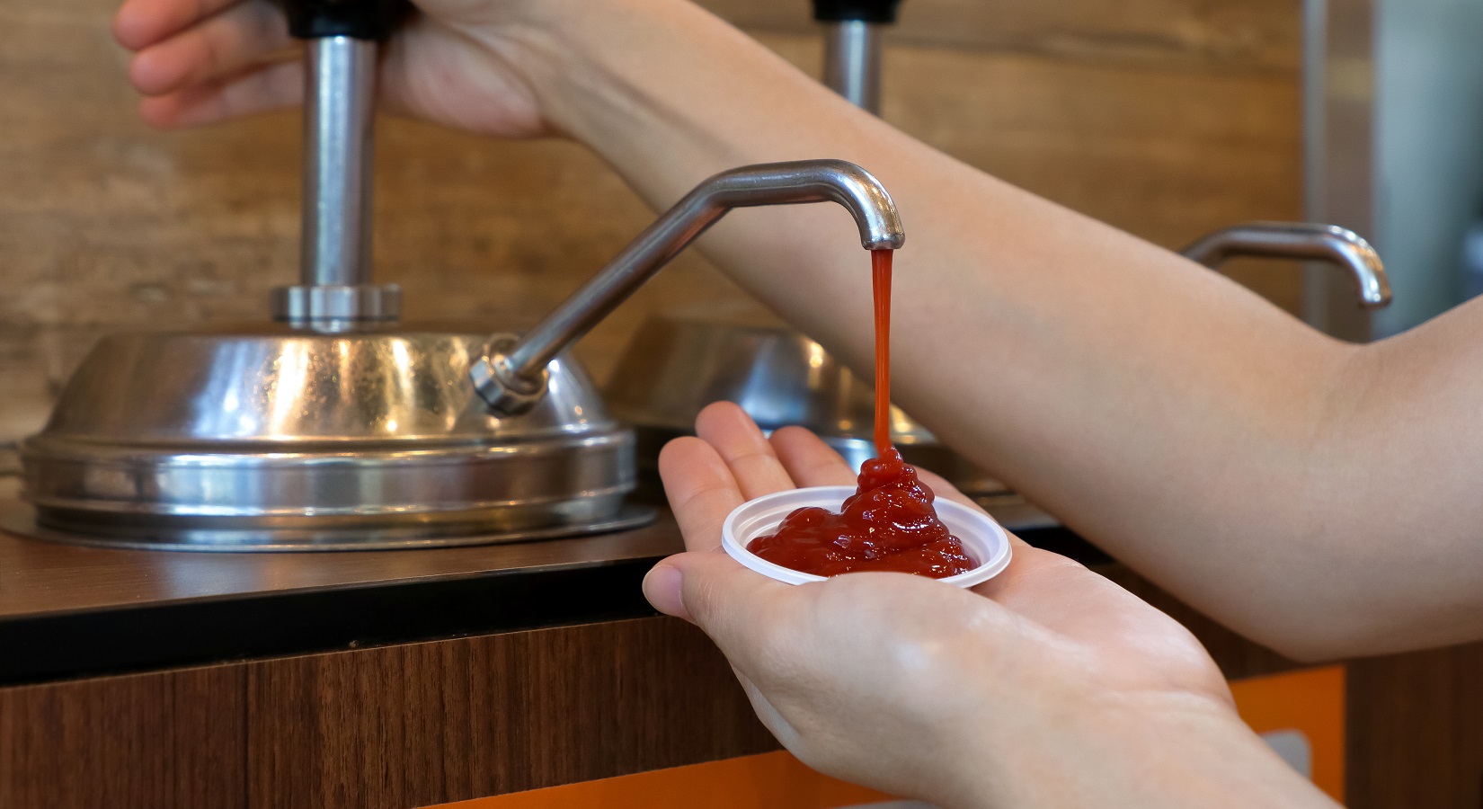 Some ketchup, please!